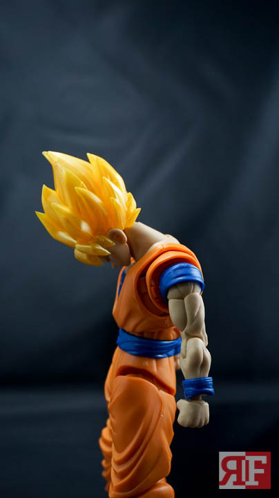 Bandai Figure-Rise Standard Super Saiyan Son Goku Review - The Reimaru ...